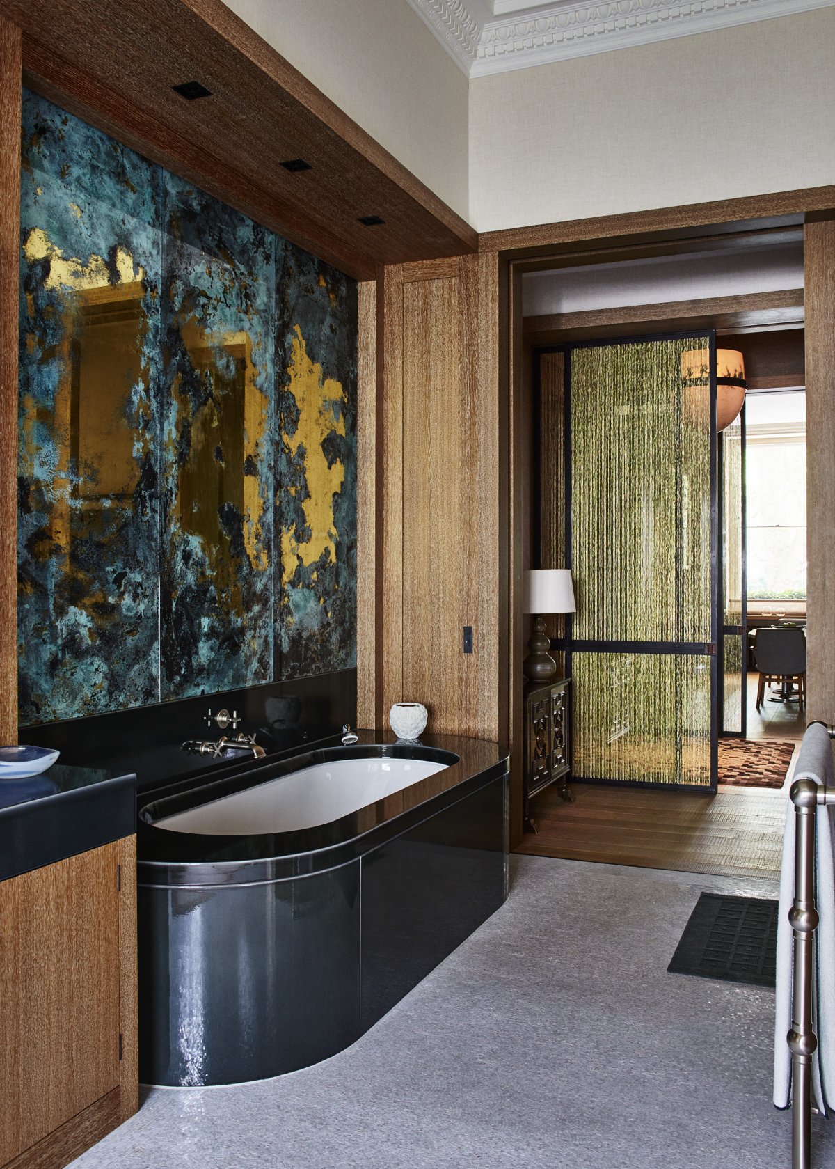 YINJISPACE - Jonathan Reed x London Flat